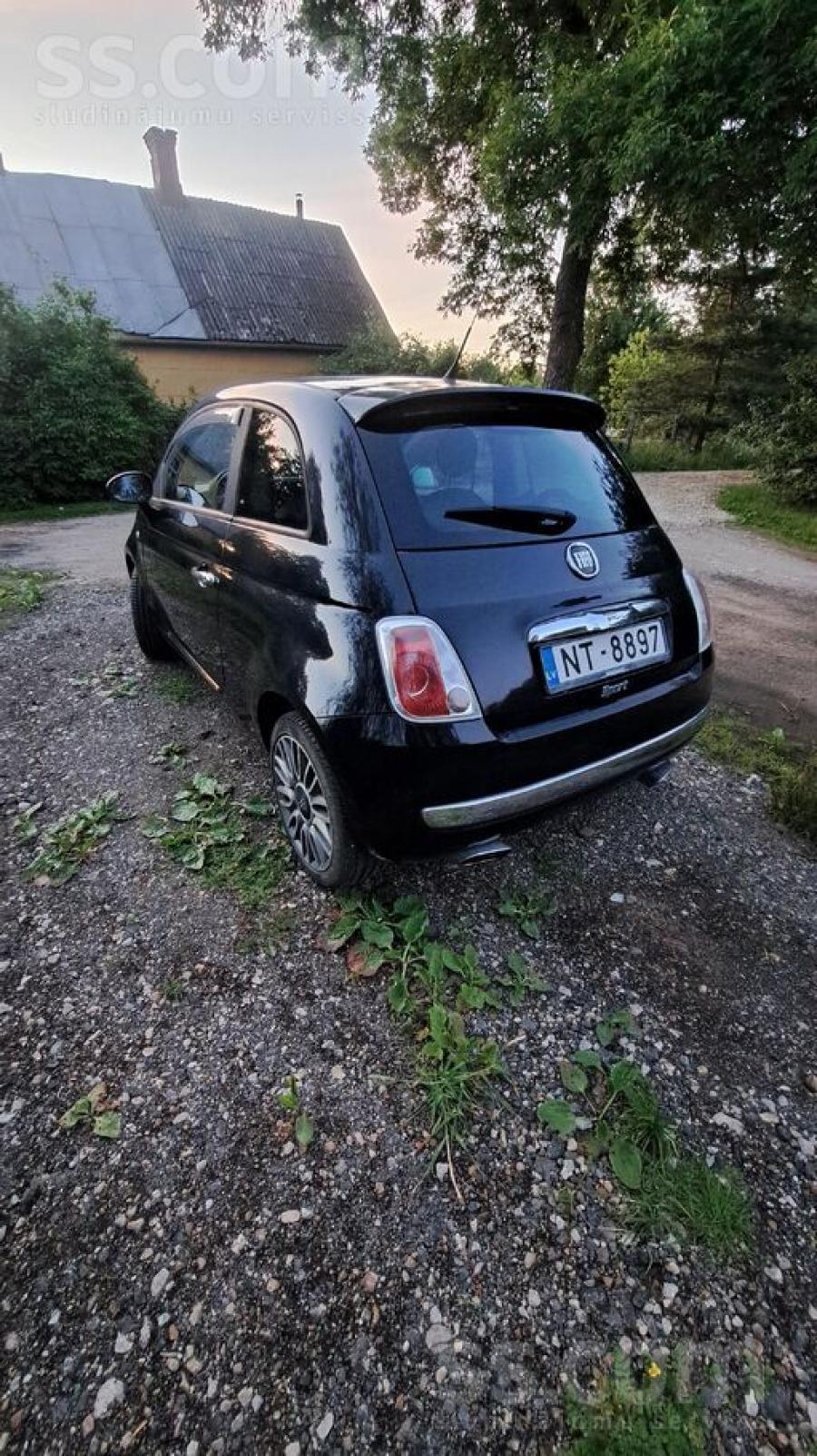 Melns Fiat 500 2008 Jēkabpils, ar dzinēja tilpumu 1.30 L un nobraukumu 282 tūkst. km par 2300 €, foto 5 vietnē AUTOMOTO.COM.LV