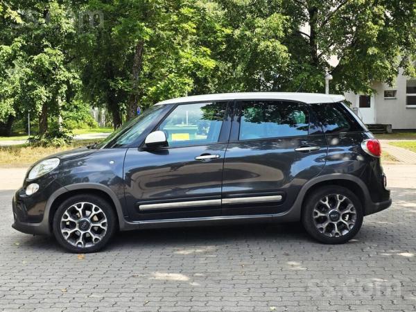 Black Fiat 500 2014 in Riga, with an engine capacity of 1.30 L and mileage of 61 thousand km for 6900 €, photo 6 on AUTOMOTO.COM.LV