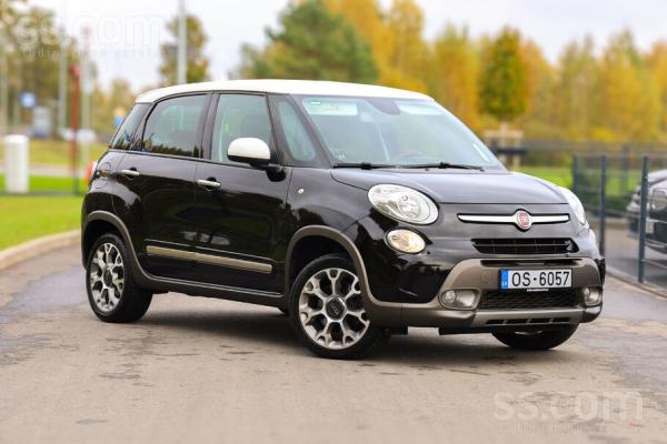 Black Fiat 500 2016 in Jelgava, with an engine capacity of 1.40 L and mileage of 122 thousand km for 7750 €, photo 4 on AUTOMOTO.COM.LV