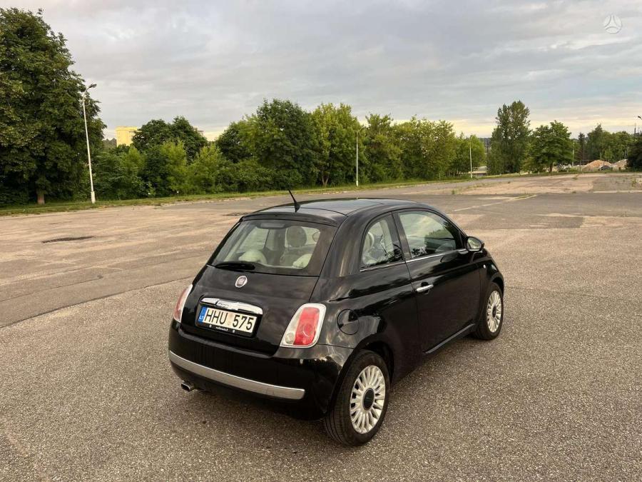 Black Fiat 500 2012 in Vilnius, with an engine capacity of 1.24 L and mileage of 94 thousand km for 3250 €, photo 6 on AUTOMOTO.COM.LV