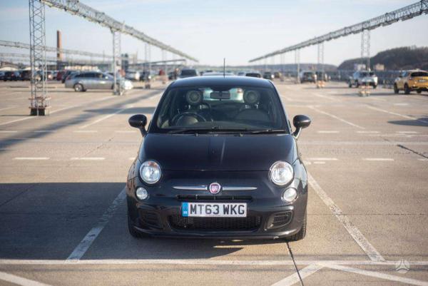 Black Fiat 500 2013 in Kaunas, with an engine capacity of 0.90 L and mileage of 155 thousand km for 2999 €, photo 1 on AUTOMOTO.COM.LV