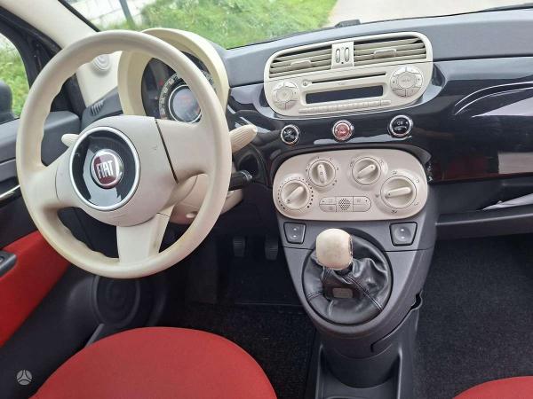 Fiat 500 2013 Viļņa vietnē Melns Fiat 500 2013 Viļņa, ar dzinēja tilpumu 1.25 L un nobraukumu 187 tūkst. km par 3600 €, foto 9 vietnē AUTOMOTO.COM.LV