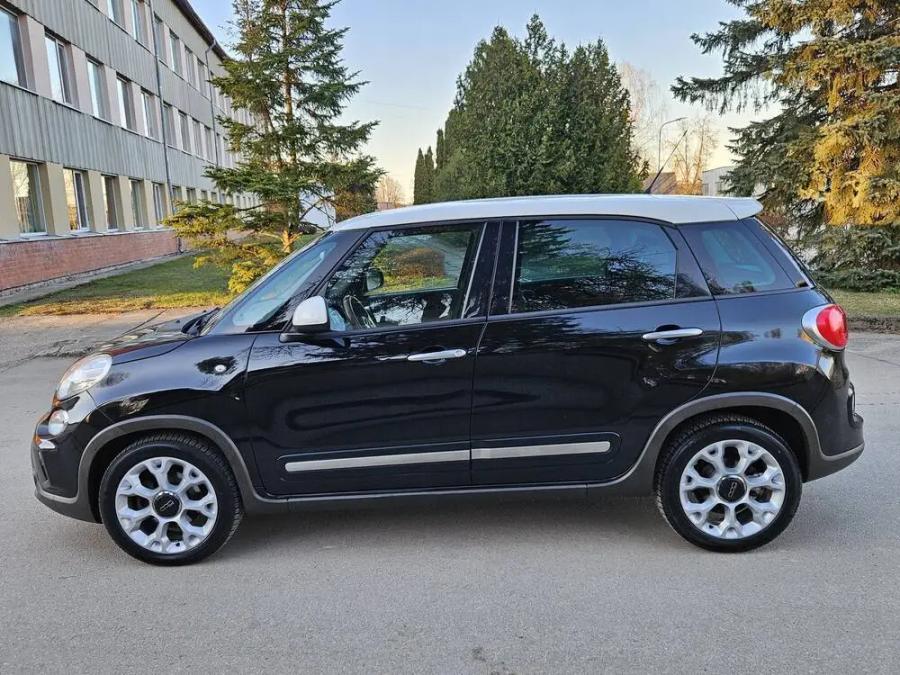 Melns Fiat 500 2014 Jēkabpils, ar dzinēja tilpumu 1.30 L un nobraukumu 124 tūkst. km par 4990 €, foto 9 vietnē AUTOMOTO.COM.LV