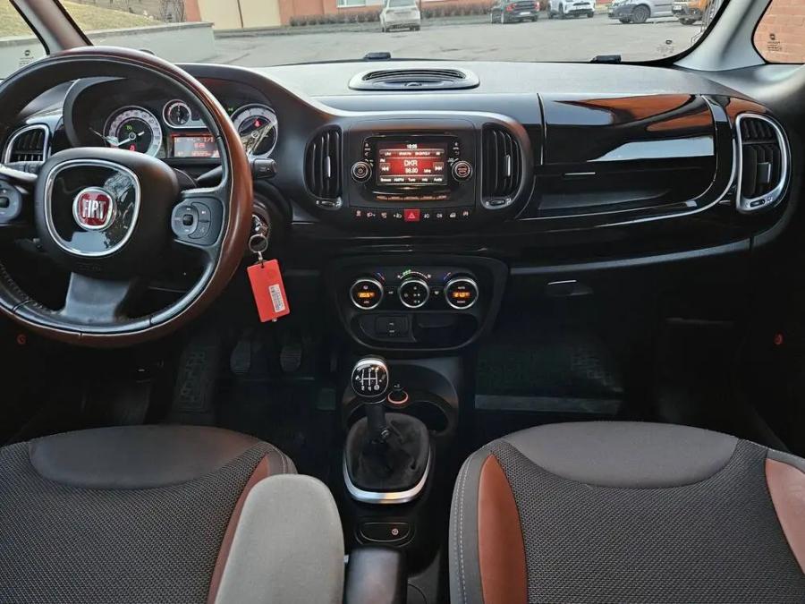 Melns Fiat 500 2014 Jēkabpils, ar dzinēja tilpumu 1.30 L un nobraukumu 124 tūkst. km par 4990 €, foto 19 vietnē AUTOMOTO.COM.LV