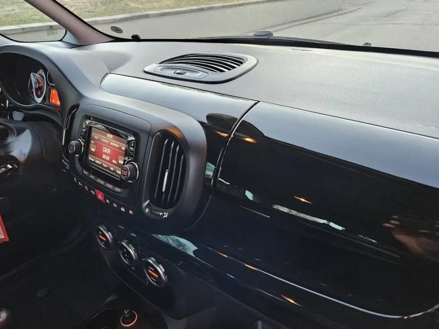 Melns Fiat 500 2014 Jēkabpils, ar dzinēja tilpumu 1.30 L un nobraukumu 124 tūkst. km par 4990 €, foto 20 vietnē AUTOMOTO.COM.LV