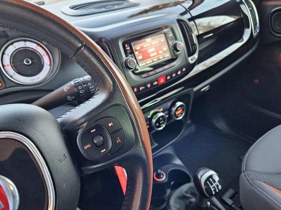 Melns Fiat 500 2014 Jēkabpils, ar dzinēja tilpumu 1.30 L un nobraukumu 124 tūkst. km par 4990 €, foto 25 vietnē AUTOMOTO.COM.LV