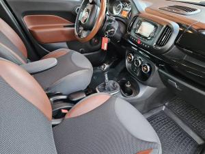 Melns Fiat 500 2014 Jēkabpils, ar dzinēja tilpumu 1.30 L un nobraukumu 124 tūkst. km par 4990 €, foto 28 vietnē AUTOMOTO.COM.LV
