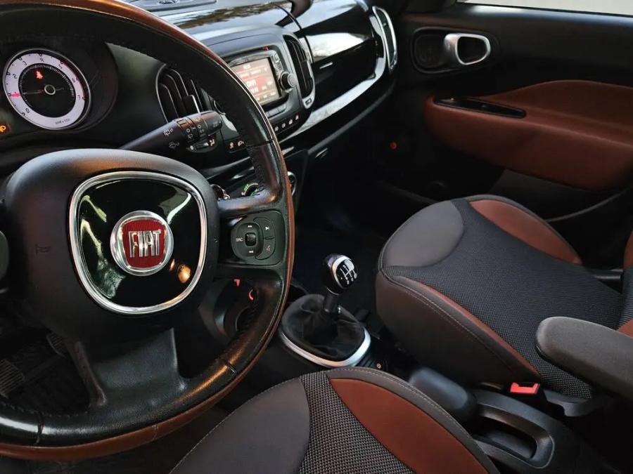 Melns Fiat 500 2014 Jēkabpils, ar dzinēja tilpumu 1.30 L un nobraukumu 124 tūkst. km par 4990 €, foto 29 vietnē AUTOMOTO.COM.LV