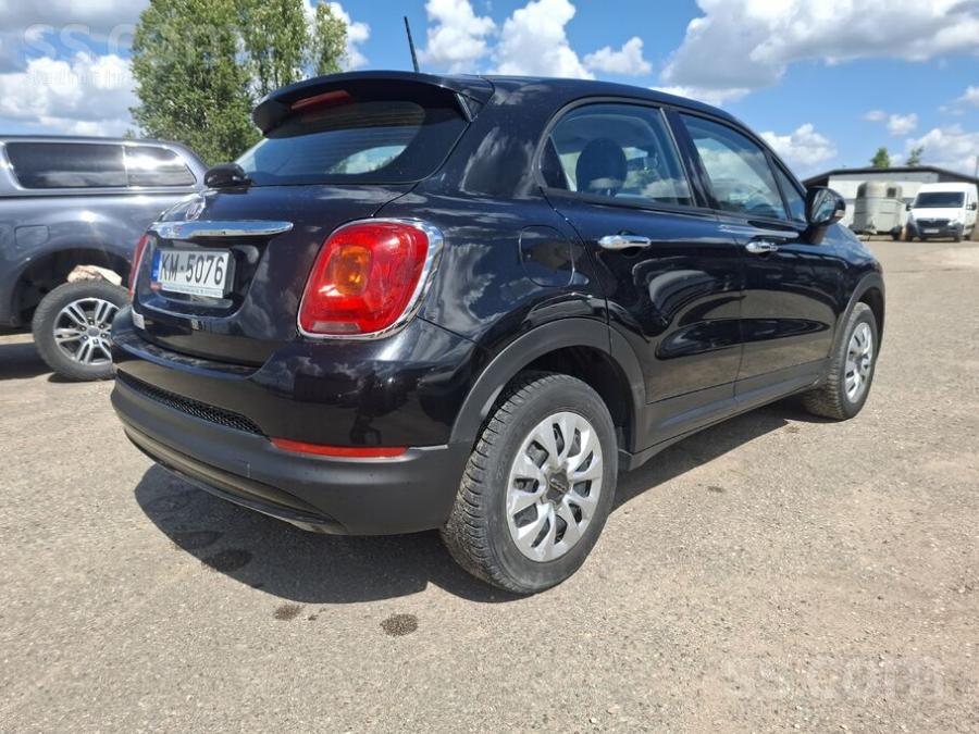 Black Fiat 500 2016 in Talsi, with an engine capacity of 1.60 L and mileage of 59 thousand km for 7500 €, photo 4 on AUTOMOTO.COM.LV