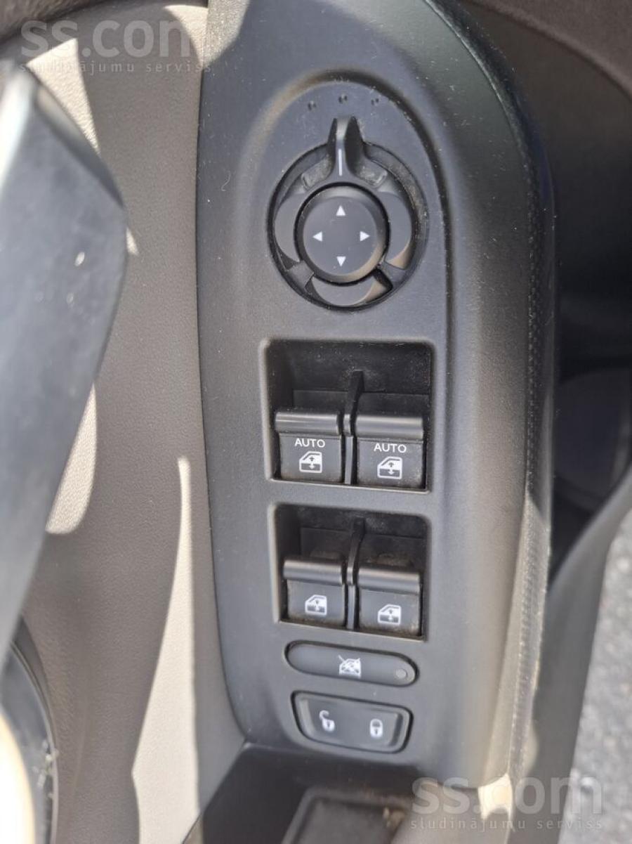 Black Fiat 500 2016 in Talsi, with an engine capacity of 1.60 L and mileage of 59 thousand km for 7500 €, photo 24 on AUTOMOTO.COM.LV