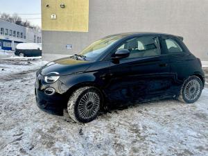 Black Fiat 500 2022 in Vilnius, with an engine capacity of 0.00 L and mileage of 35 thousand km for 12900 €, photo 7 on AUTOMOTO.COM.LV