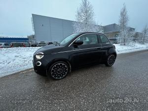 Black Fiat 500 2023 in Tallinn, with an engine capacity of 0.00 L and mileage of 25 thousand km for 18999 €, photo 3 on AUTOMOTO.COM.LV