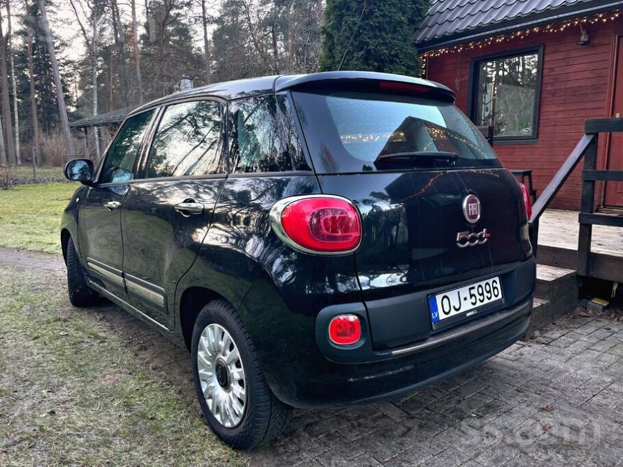 Melns Fiat 500 2015 Rīga, ar dzinēja tilpumu 1.40 L un nobraukumu 198 tūkst. km par 5900 €, foto 3 vietnē AUTOMOTO.COM.LV