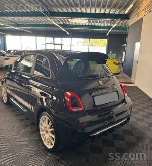 Black Fiat 500 2021 in Riga, with an engine capacity of 1.40 L and mileage of 57 thousand km for 26900 €, photo 3 on AUTOMOTO.COM.LV