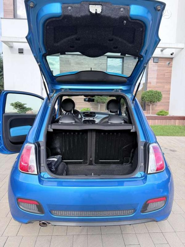 Zils Fiat 500 2015 Viļņa, ar dzinēja tilpumu 1.24 L un nobraukumu 125 tūkst. km par 5800 €, foto 7 vietnē AUTOMOTO.COM.LV