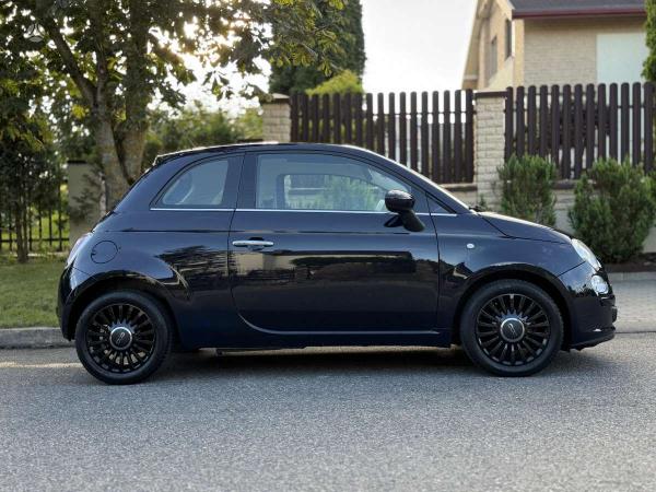 Zils Fiat 500 2015 Viļņa, ar dzinēja tilpumu 0.88 L un nobraukumu 110 tūkst. km par 6450 €, foto 10 vietnē AUTOMOTO.COM.LV