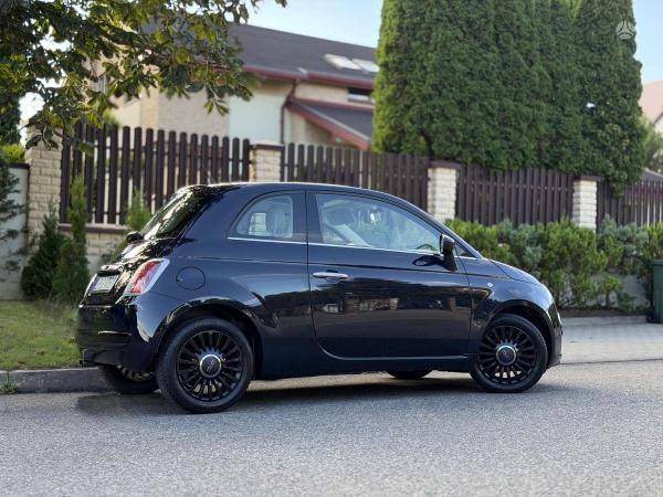 Zils Fiat 500 2015 Viļņa, ar dzinēja tilpumu 0.88 L un nobraukumu 110 tūkst. km par 6450 €, foto 11 vietnē AUTOMOTO.COM.LV