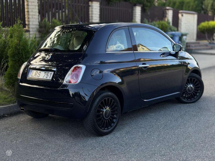 Zils Fiat 500 2015 Viļņa, ar dzinēja tilpumu 0.88 L un nobraukumu 110 tūkst. km par 6450 €, foto 14 vietnē AUTOMOTO.COM.LV