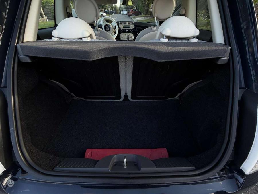 Zils Fiat 500 2015 Viļņa, ar dzinēja tilpumu 0.88 L un nobraukumu 110 tūkst. km par 6450 €, foto 17 vietnē AUTOMOTO.COM.LV