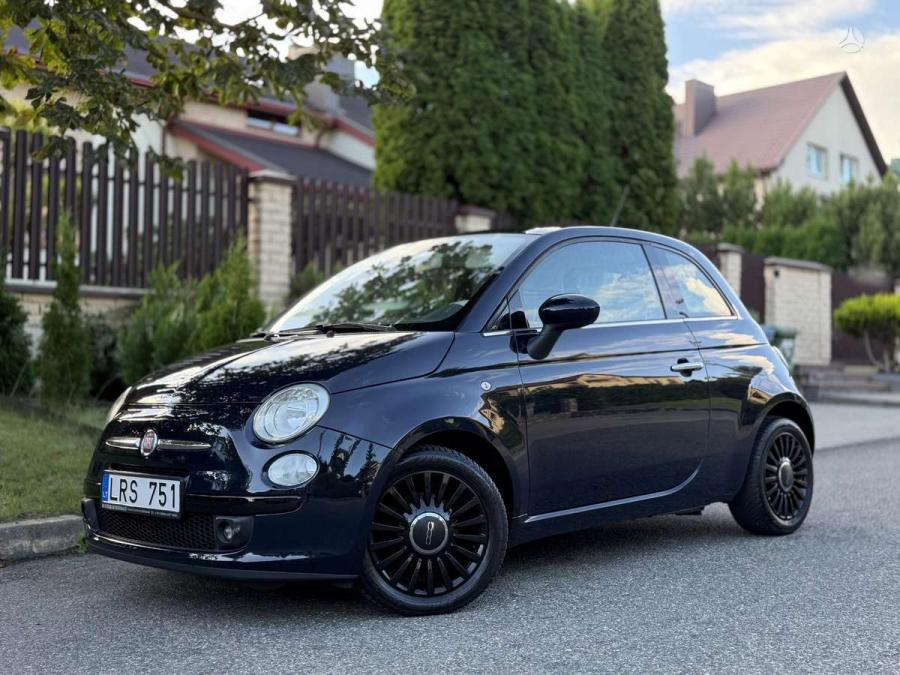 Zils Fiat 500 2015 Viļņa, ar dzinēja tilpumu 0.88 L un nobraukumu 110 tūkst. km par 6450 €, foto 25 vietnē AUTOMOTO.COM.LV