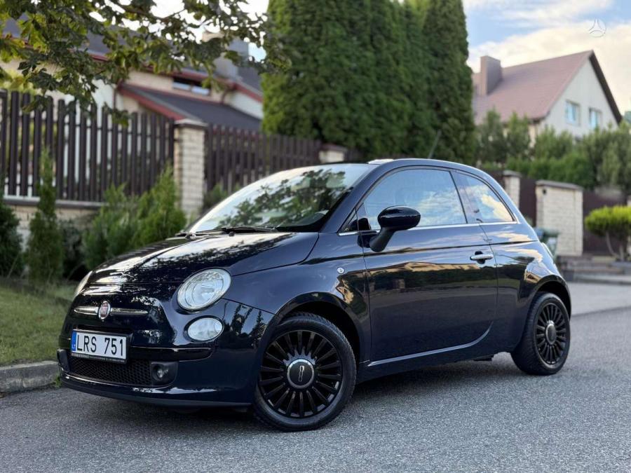 Zils Fiat 500 2015 Viļņa, ar dzinēja tilpumu 0.88 L un nobraukumu 110 tūkst. km par 6450 €, foto 25 vietnē AUTOMOTO.COM.LV
