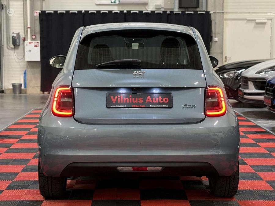 Zils Fiat 500 2021 Viļņa, ar dzinēja tilpumu 0.00 L un nobraukumu 38 tūkst. km par 16490 €, foto 6 vietnē AUTOMOTO.COM.LV