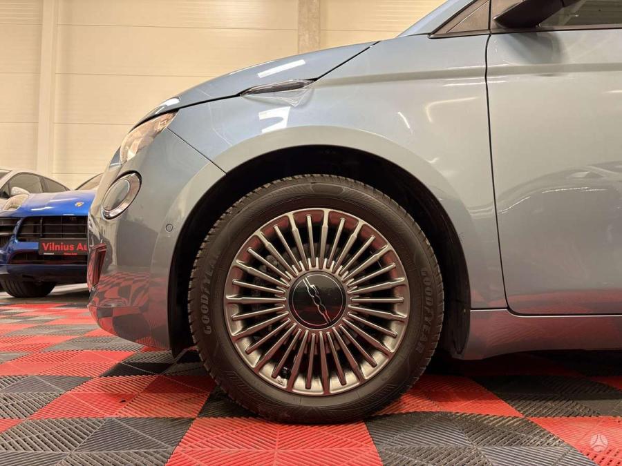 Zils Fiat 500 2021 Viļņa, ar dzinēja tilpumu 0.00 L un nobraukumu 38 tūkst. km par 16490 €, foto 10 vietnē AUTOMOTO.COM.LV
