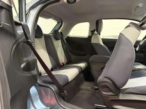Zils Fiat 500 2021 Viļņa, ar dzinēja tilpumu 0.00 L un nobraukumu 38 tūkst. km par 16490 €, foto 32 vietnē AUTOMOTO.COM.LV