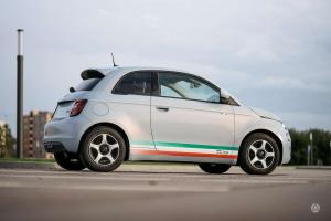 Zils Fiat 500 2022 Gargždai, ar dzinēja tilpumu 0.00 L un nobraukumu 56 tūkst. km par 14900 €, foto 5 vietnē AUTOMOTO.COM.LV