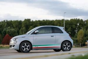 Zils Fiat 500 2022 Gargždai, ar dzinēja tilpumu 0.00 L un nobraukumu 56 tūkst. km par 14900 €, foto 7 vietnē AUTOMOTO.COM.LV