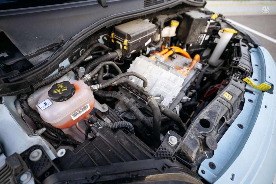 Zils Fiat 500 2022 Gargždai, ar dzinēja tilpumu 0.00 L un nobraukumu 56 tūkst. km par 14900 €, foto 16 vietnē AUTOMOTO.COM.LV