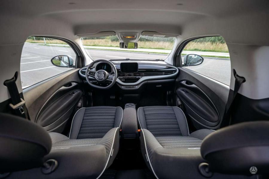 Zils Fiat 500 2022 Gargždai, ar dzinēja tilpumu 0.00 L un nobraukumu 56 tūkst. km par 14900 €, foto 18 vietnē AUTOMOTO.COM.LV