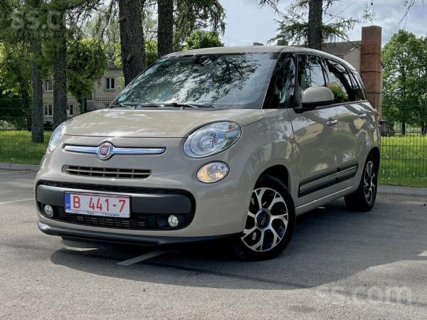 Brown Fiat 500 2016 in Cesis, with an engine capacity of 1.60 L and mileage of 228 thousand km for 7600 €, photo 3 on AUTOMOTO.COM.LV