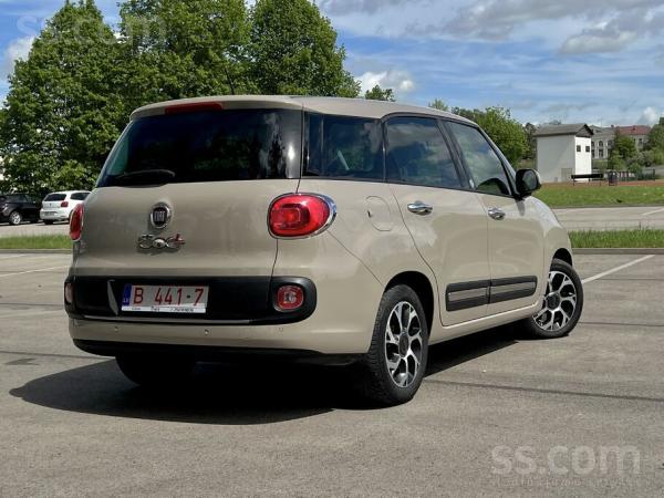 Brown Fiat 500 2016 in Cesis, with an engine capacity of 1.60 L and mileage of 228 thousand km for 7600 €, photo 4 on AUTOMOTO.COM.LV
