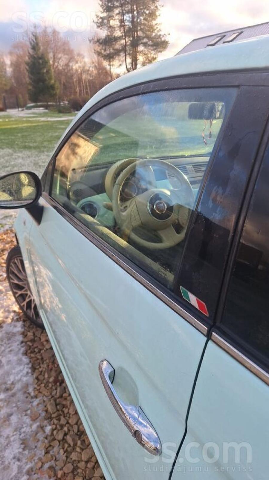 Zaļš Fiat 500 2015 Rīga, ar dzinēja tilpumu 1.20 L un nobraukumu 132 tūkst. km par 7400 €, foto 4 vietnē AUTOMOTO.COM.LV