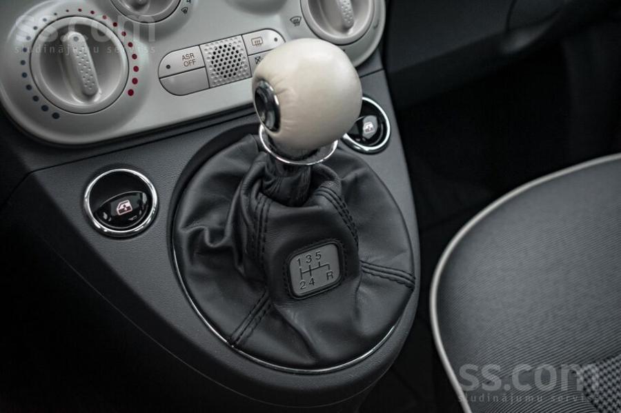 Green Fiat 500 2016 in Riga, with an engine capacity of 1.20 L and mileage of 156 thousand km for 5990 €, photo 23 on AUTOMOTO.COM.LV