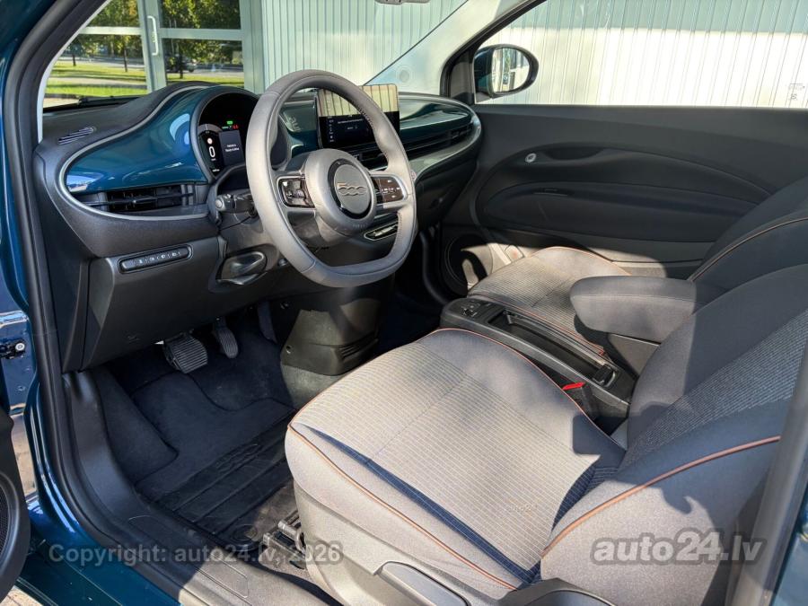 Zaļš Fiat 500 2022 Tallina, ar dzinēja tilpumu 0.00 L un nobraukumu 10 tūkst. km par 19990 €, foto 10 vietnē AUTOMOTO.COM.LV