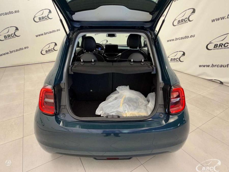 Green Fiat 500 2023 in Vilnius, with an engine capacity of 0.00 L and mileage of 3 thousand km for 14900 €, photo 27 on AUTOMOTO.COM.LV