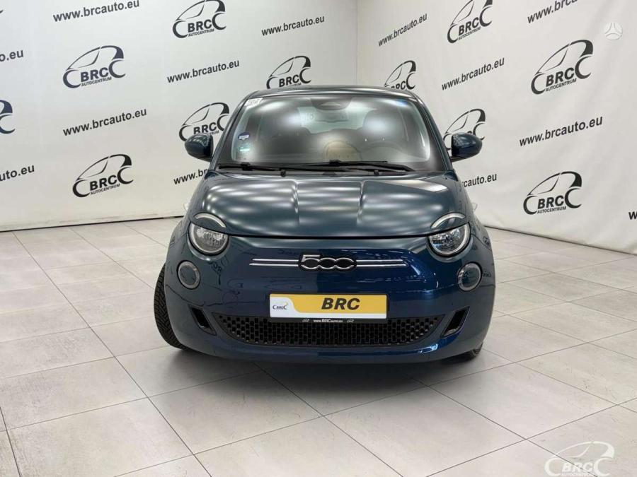 Green Fiat 500 2023 in Vilnius, with an engine capacity of 0.00 L and mileage of 3 thousand km for 14900 €, photo 28 on AUTOMOTO.COM.LV