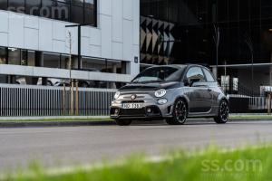Grey Fiat 500 2018 in Gulbene, with an engine capacity of 1.40 L and mileage of 50 thousand km for 24000 €, photo 12 on AUTOMOTO.COM.LV