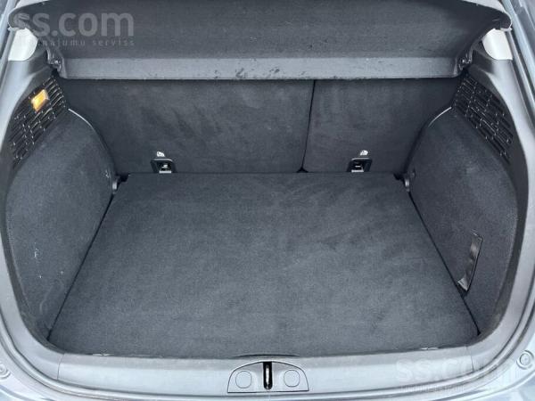 Grey Fiat 500 2017 in Riga, with an engine capacity of 1.40 L and mileage of 86 thousand km for 10490 €, photo 10 on AUTOMOTO.COM.LV