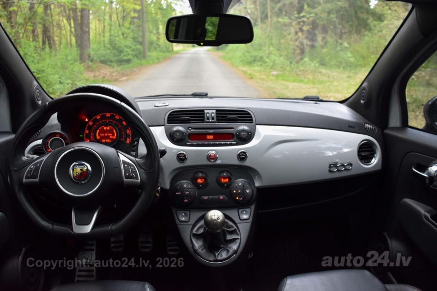 Grey Fiat 500 2014 in Tallinn, with an engine capacity of 1.40 L and mileage of 152 thousand km for 10900 €, photo 9 on AUTOMOTO.COM.LV