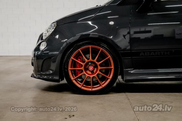 Pelēks Fiat 500 2015 Pērnava, ar dzinēja tilpumu 1.40 L un nobraukumu 90 tūkst. km par 12490 €, foto 10 vietnē AUTOMOTO.COM.LV