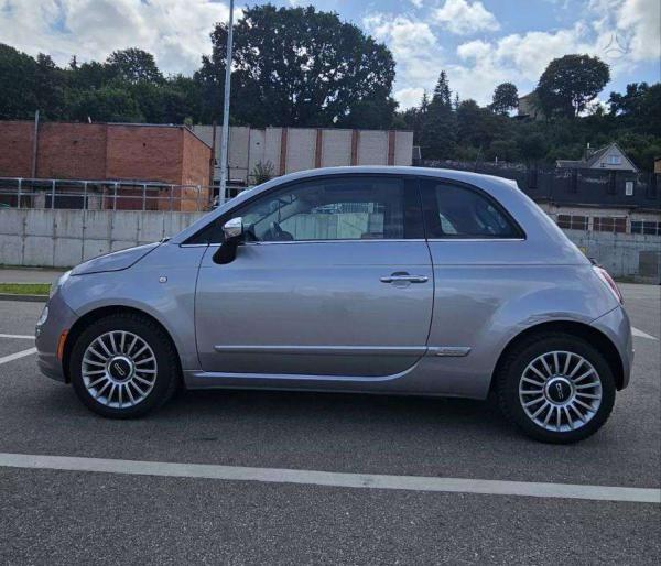 Pelēks Fiat 500 2015 Kauņa, ar dzinēja tilpumu 1.37 L un nobraukumu 49 tūkst. km par 6290 €, foto 2 vietnē AUTOMOTO.COM.LV