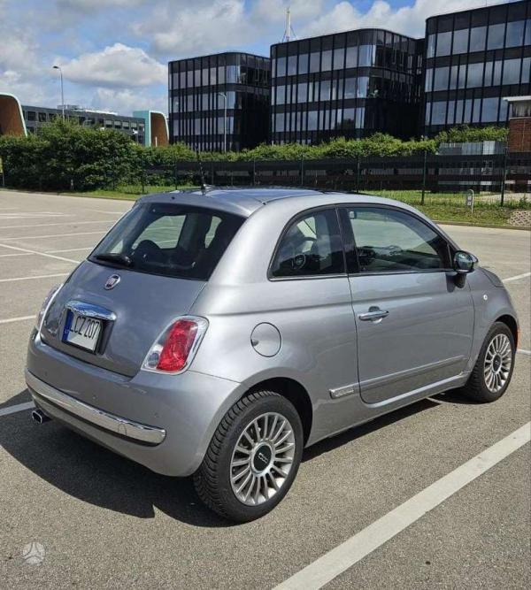 Pelēks Fiat 500 2015 Kauņa, ar dzinēja tilpumu 1.37 L un nobraukumu 49 tūkst. km par 6290 €, foto 5 vietnē AUTOMOTO.COM.LV