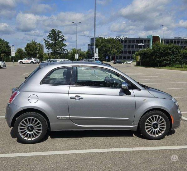 Pelēks Fiat 500 2015 Kauņa, ar dzinēja tilpumu 1.37 L un nobraukumu 49 tūkst. km par 6290 €, foto 6 vietnē AUTOMOTO.COM.LV