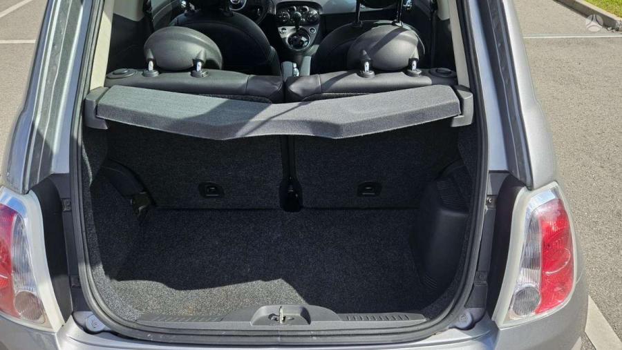 Grey Fiat 500 2015 in Kaunas, with an engine capacity of 1.37 L and mileage of 49 thousand km for 6290 €, photo 11 on AUTOMOTO.COM.LV