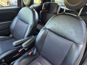Grey Fiat 500 2016 in Kaunas, with an engine capacity of 0.00 L and mileage of 100 thousand km for 6100 €, photo 12 on AUTOMOTO.COM.LV