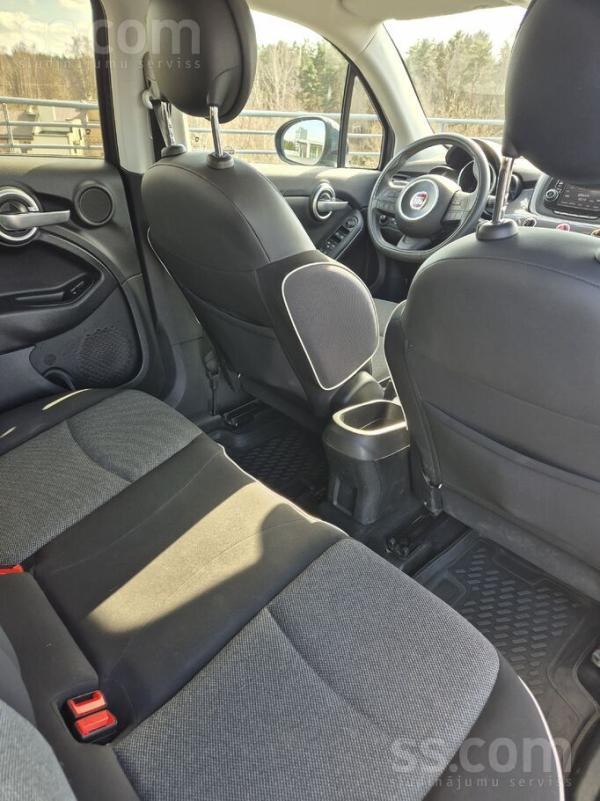Grey Fiat 500 2017 in Valmiera, with an engine capacity of 1.60 L and mileage of 165 thousand km for 7400 €, photo 8 on AUTOMOTO.COM.LV