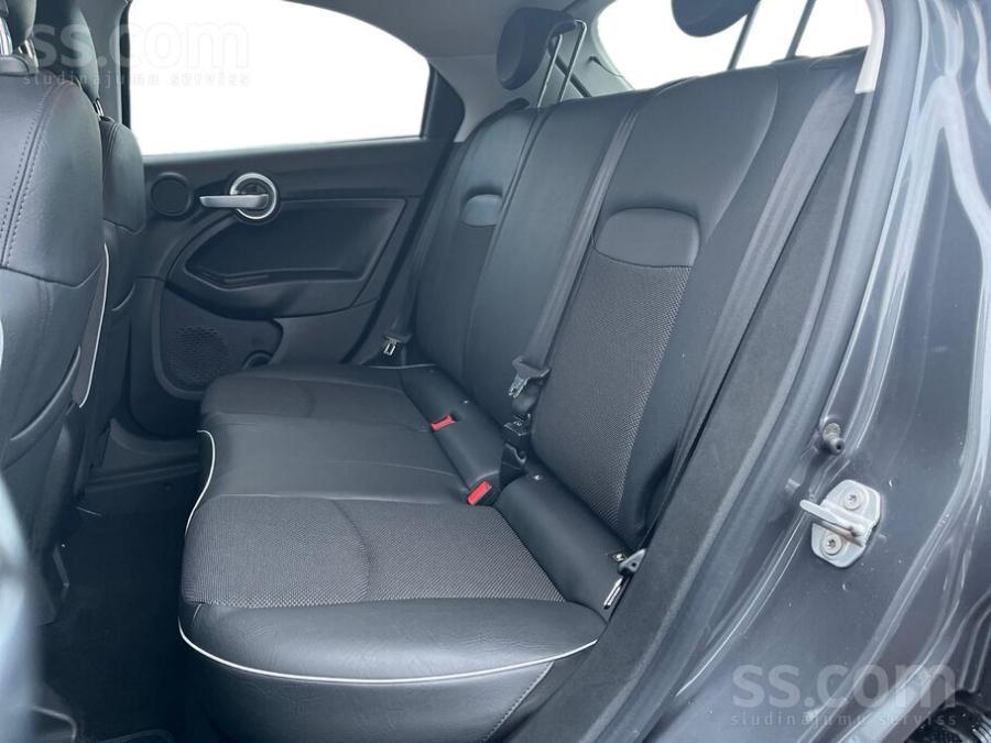 Pelēks Fiat 500 2017 Rīga, ar dzinēja tilpumu 1.40 L un nobraukumu 86 tūkst. km par 10990 €, foto 16 vietnē AUTOMOTO.COM.LV